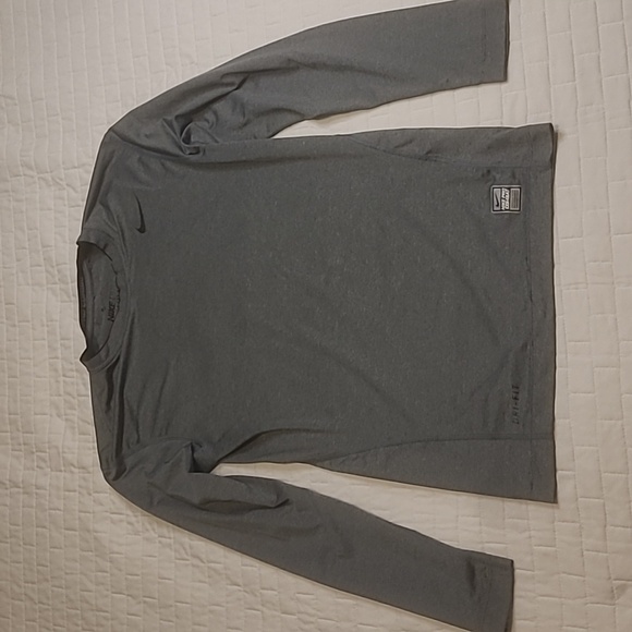 Nike | Shirts | Nike Pro Combat Shirt Mens Medium M Gray Long Sleeve ...